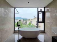 China Manual Electric Aluminum Casement Windows with 5mm-12mm Glass Options and 32dB Sound Insulation for sale
