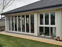 China WY-Tec Aluminum Folding Doors with 1.0-2.0mm Frame Thickness and 5-Year Warranty | Powder Coated Finish for sale