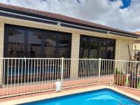 China WY-Tec Aluminum Folding Doors 1.0-2.0mm Thickness with Powder Coated Frame and 5-Year Warranty for sale