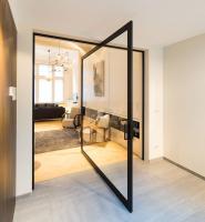 China WY-Tec Aluminium Pivot Entrance Doors with 5-Year Warranty and Thermal Insulation - Custom Sizes Available for sale