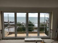 China Custom Aluminum Bifold Windows with 5-Year Warranty - Powder Coated Finish & Double Glazed Glass for Commercial & Residential Use for sale