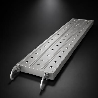 China HDG Scaffolding Part Anti Skid Scaffolding Steel Plank With Secure End Hook Design for sale