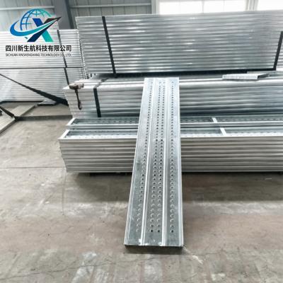 China Anti Slip Perforated Steel Scaffolding Plank Heavy Duty With Reinforced Ribs for sale