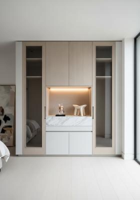 China Gallery Pale Oak Walk-In Wardrobe System in 304 Stainless Steel for sale