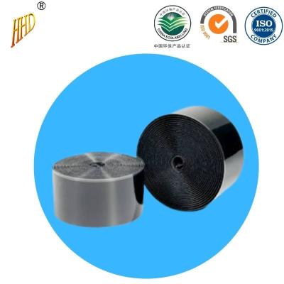China Durable Hot Melt Adhesive Hook and Loop Tape High Strength -35℃ to 120℃ Wide Temperature Resistance Roll for sale