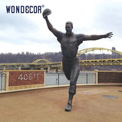 China Outdoor Square Bronze Statues Sculpture 180cm Bronze Athlete Statue for sale