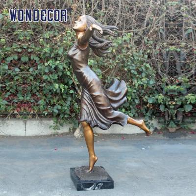China Customized garden decoration, life-size bronze statue of a woman running forward for sale