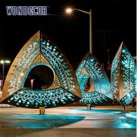 China Customized Polished Stainless Steel Sculpture Triangle Hollow Geometry for sale
