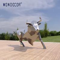 China Outdoor Large Mirror Stainless Steel Sculpture Geometric Animal Art Cow for sale