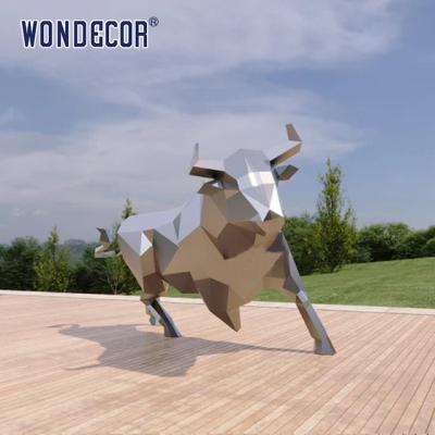 China Outdoor Large Mirror Stainless Steel Sculpture Geometric Animal Art Cow for sale