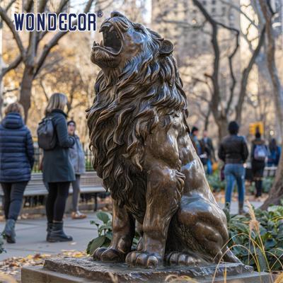 China Large outdoor square park lion bronze sculpture for sale