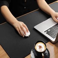 China Non-Slip Glass Gaming Mouse Pads Smooth Texture and Quick Movements Speed Waterproof for sale