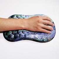 China 220g Thickness Customizable Ergonomic Mouse Pad With Gel Wrist Rest Support Hot Style for sale