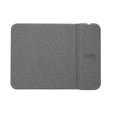 China 15W Power Output Wireless Charging Mousepad for Customized Logo and USB Type-C Port for sale