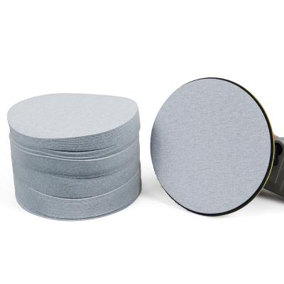 China Blue Paper White Sand Hook & Loop Sanding Discs 5 Inch 6 Inch Calcined Brown Corundum for Car Paint Finishing for sale