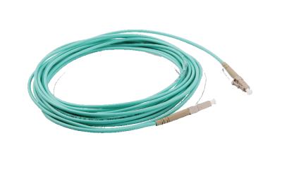 China Singlemode Fiber Optic Cable with 10G Data Rate for Long Distance Networks via Conduit and Aerial Laying for sale