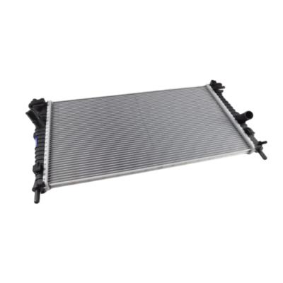 China 8603621 Engine Cooling Radiator For C30 Automotive Parts for sale