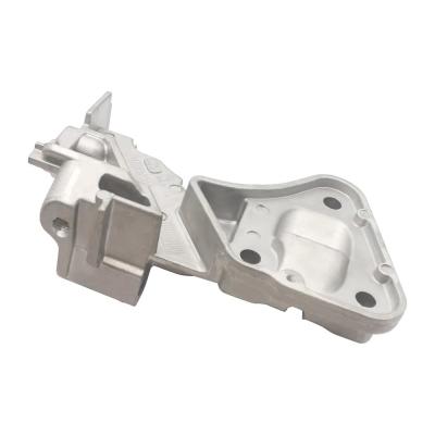 China Womala Auto Engine Mount OE 8670393 Aluminum Bracket for Auto Parts C30 C70 S40 V50 for sale