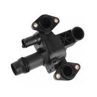 China Water Outlet Connector LR073372 for Discovery Sport Evoque Freelander 2 for sale