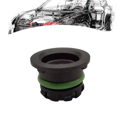 China Crankshaft Front Plug Cover LR135858 for Discovery Sport Evoque Freelander 2 for sale