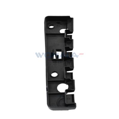 China Womala Right Rocker Molding Front Bracket OE 31448917 for Auto Parts S60  Auto Parts for sale