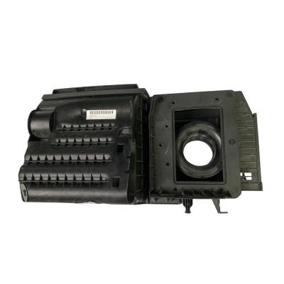 China Womala Air Filter Assembly OE 30677718 for Auto Parts V70 XC70 Auto Engine Parts for sale