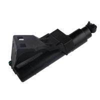 China Womala Headlamp Washer Wiper Nozzle OE 1648600747 Left Driver for Mercedes for sale