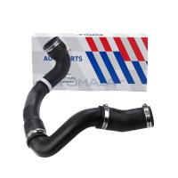China Womala Intercooler to Manifold Hose OE LR066429 for Land Rover Freelander 2 2006 - 2014 for sale