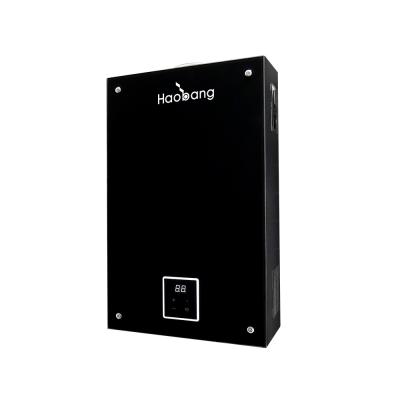 China Zero Water Pressure Constant Temperature Gas Water Heater Black for sale