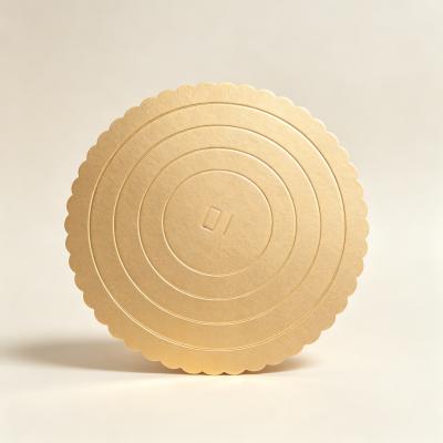 China 10 Inch Plain Round Gold Cake Board 2.5mm Thick Food Safe Moisture-Resistant Cake Drum for Bakery for sale