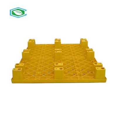 China Stackable And Nestable Lightweight Plastic Pallets , Four Way 18 Legs Hdpe Plastic Pallets for sale