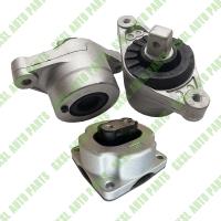 China For Maserati Quattroporte Ghibli 3.0 M156 V6 2WD 13-17 3Pcs Support Motor Engine Gearbox Mount Kit OEM 670004870 670004871 675000031 for sale