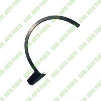 China For Maserati Levante 2017-2019 Front Right Wheel Housing Arch Moulding OEM 670089060 for sale
