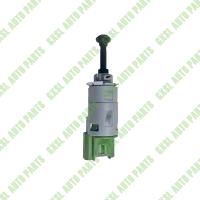 China For Maserati Quattroporte Levante Ghibli 3.0 Brake Light Pedal Switch OEM 670001724 for sale