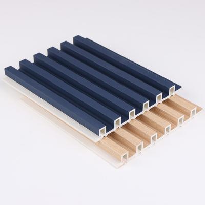 China WPC Fluted Wall Panel 8mm Waterproof Fireproof Eco-Friendly for sale