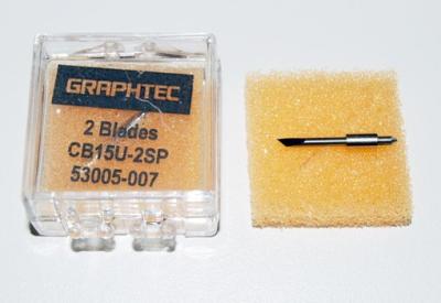 China Carbide Blades 1.5mm 45° w/ Spring CB15U-2SP (2/pack) For Graphtec Cutting Plotters for sale