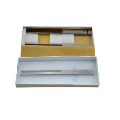 China Blade / Knife , M2 Alloyed Steel 45 Degrees Used For Auto Cutter GT7250 Blade Parts 21261011 for sale