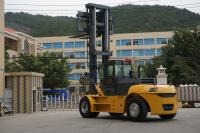 China High Performance Large Tonnage Balanced Heavy Diesel Forklift 25 Tons High Efficiency Forklift Truck for sale