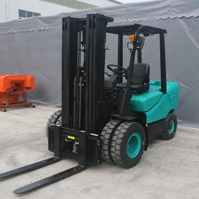 China Shock Absorption System Diesel Powered Forklift  2.0 Ton With Comgortable Seat for sale