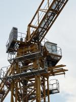 China Zoomlion 7025 Tower Crane 12T Capacity 70m Jib 60m Free Standing Height Construction Equipment for sale
