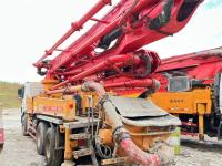 China Custom Color Used Truck Concrete Pump , S Valve Putzmeister 42m Concrete Pump for sale