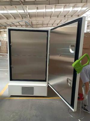 China 728L Large Capacity  Laboratory Upright Ultra Cold Freezer For Vaccine Storage Direct Cooling for sale