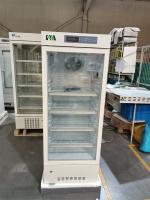 China 2-8 Degree Vertical Hospital Laboratory Medical Grade Refrigerator 226L with Single Glass Door High Quality for sale