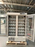 China 658L Blood Bank Refrigerator  Double Glass Door With Blood Basket And Sprayed Coated Outside