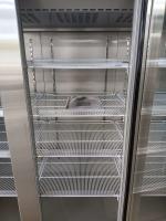China 2-8 Degree Large Capacity 1500L Vaccine Pharmacy Medical Refrigerator CFC Free for sale