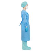 China AAMI LEVEL 1 SMS Disposable Isolation Gown Safety Clothing Non Sterile For Hospital Working Uniform for sale