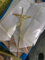 China Flat Funeral Casket Cross For Coffin Lid Shining Gold Polished for sale