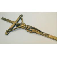 China Die Casting Zamak Funeral Crucifix Antique Brass Finishing 52*18cm for sale