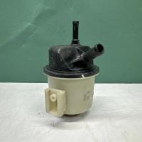 China Auto Part 49180-4Z000 Power Steering Reservoir for NISSAN B15X.QG18 491804Z000 POWER STEERING PUMP Oil Tank for sale