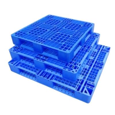 China EPP Foam Cold Storage Flat Top Plastic Pallets 1200*1100mm for sale